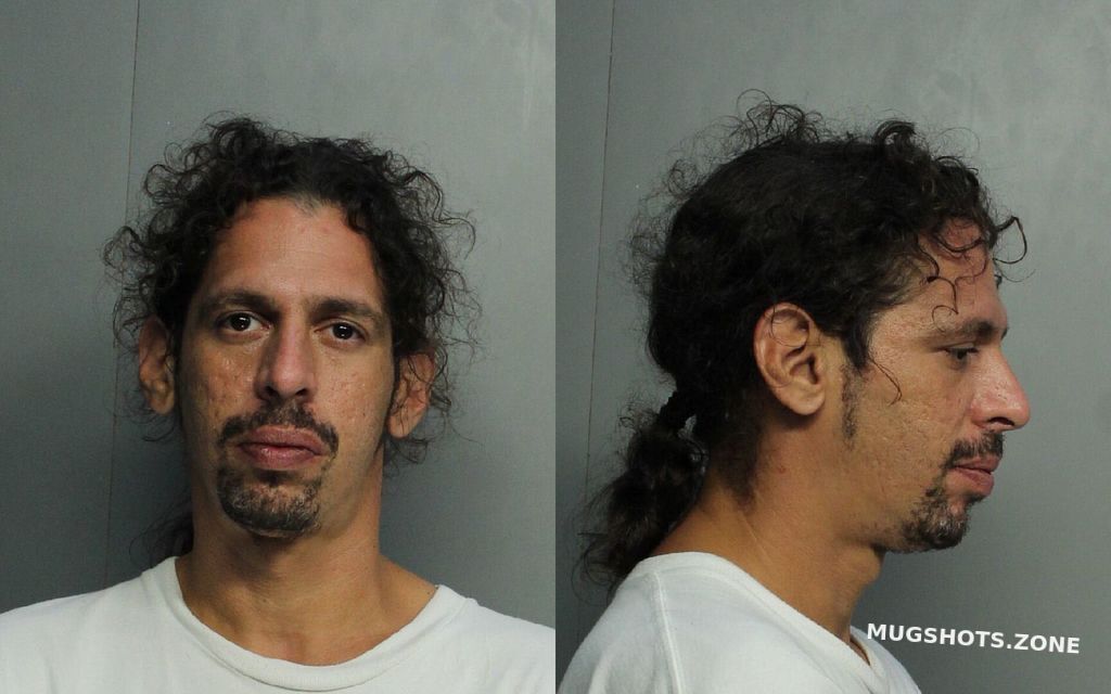 NEGRON RAYMOND JULIO 05/18/2021 - Miami-Dade County Mugshots Zone
