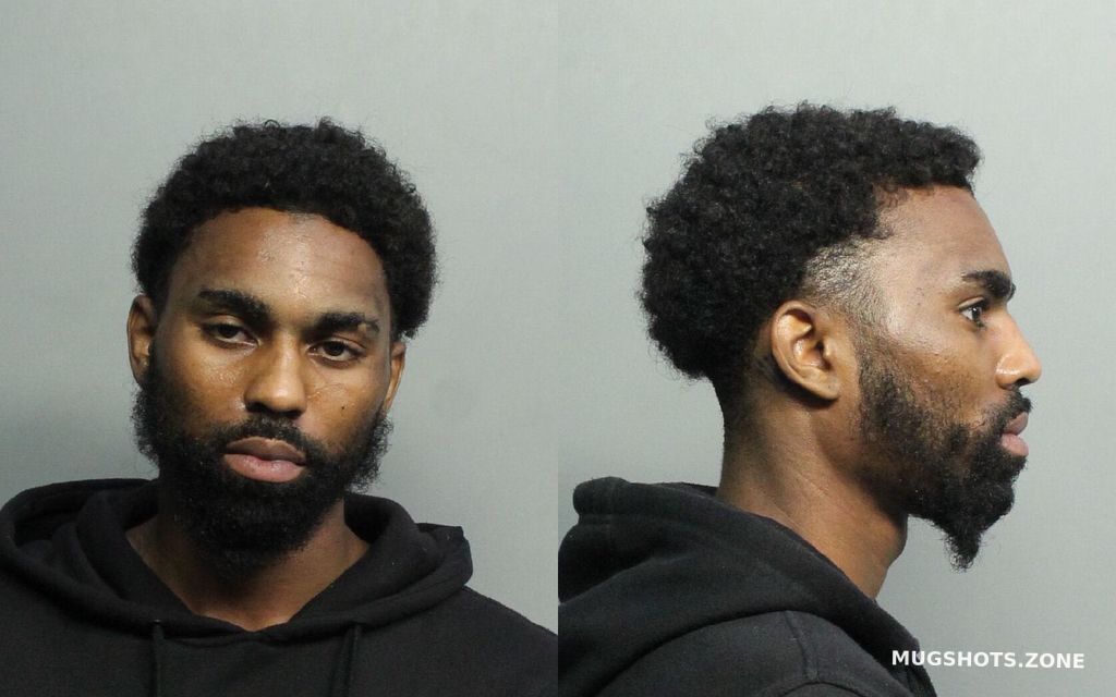 ROBERTS DEMETRIUS J 06/23/2021 - Miami-Dade County Mugshots Zone