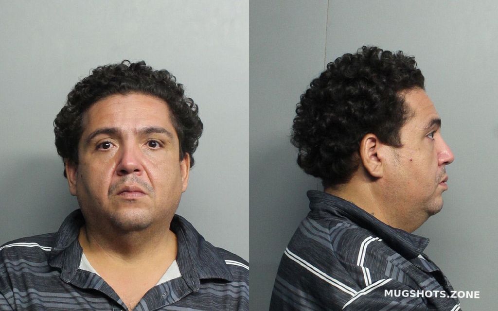 ZAMORA RAUL JASON 09/21/2021 - Miami-Dade County Mugshots Zone