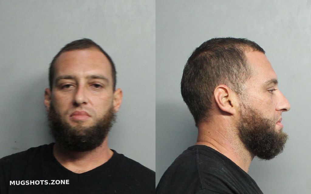 ROJAS CHRISTOPHER 09/27/2021 - Miami-Dade County Mugshots Zone