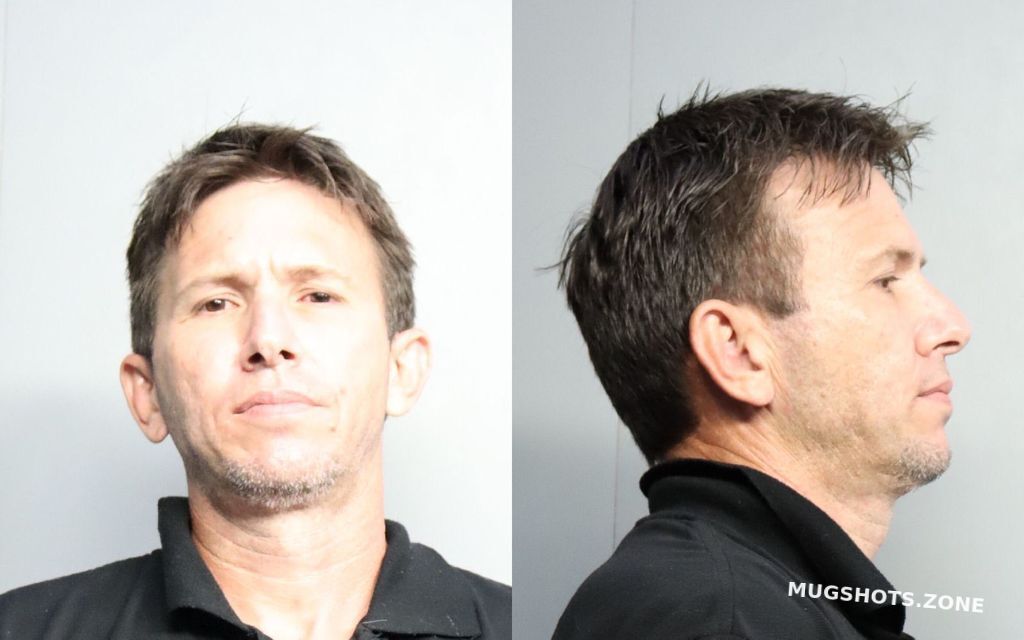 HOFFA DOUGLAS 09/29/2021 - Miami-Dade County Mugshots Zone