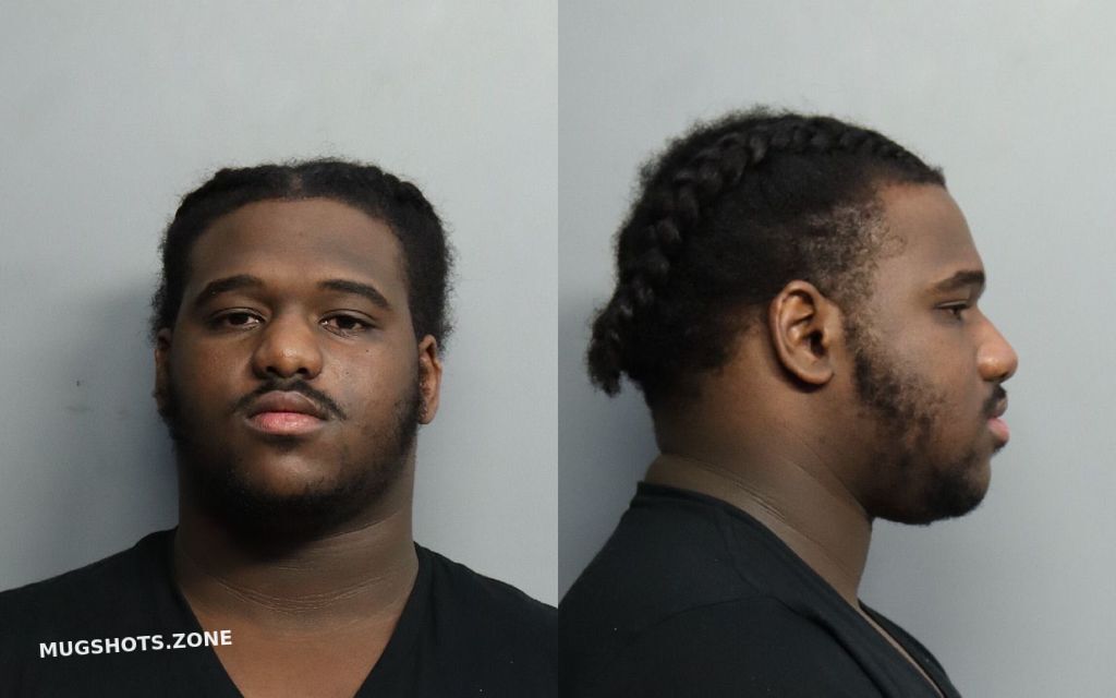 DAVIS DANIEL LEE 09/30/2021 - Miami-Dade County Mugshots Zone
