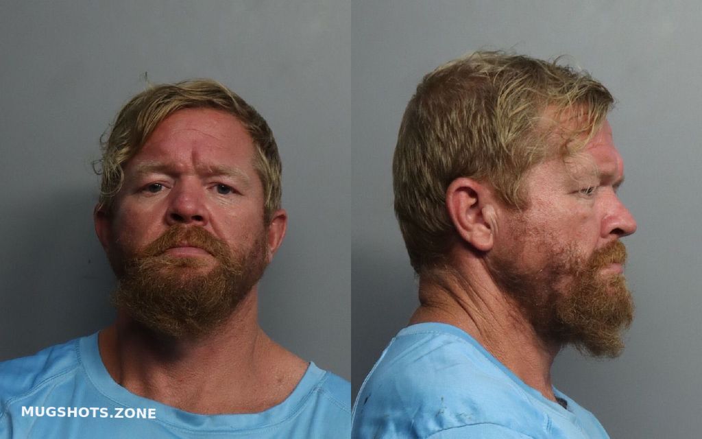 MOORE JOSHUA 10/03/2021 - Miami-Dade County Mugshots Zone