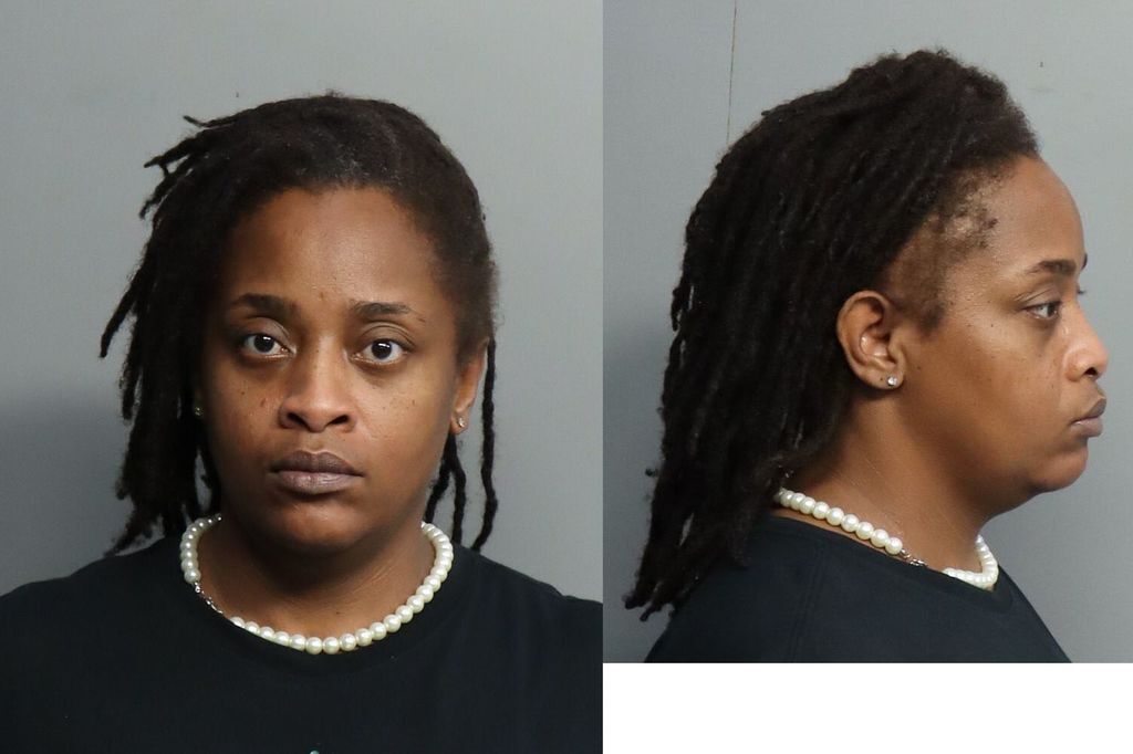 JOHNSON LATOYA KATRICE 10/04/2021 - Miami-Dade County Mugshots Zone