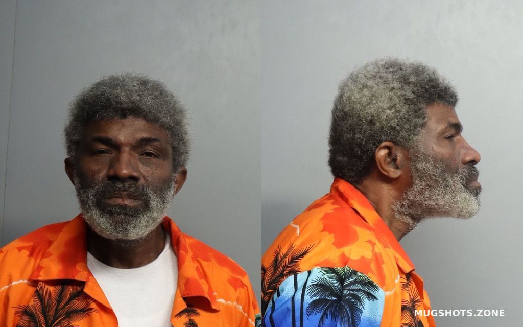 MARTINEZ DANIEL 10/04/2021 - Miami-Dade County Mugshots Zone