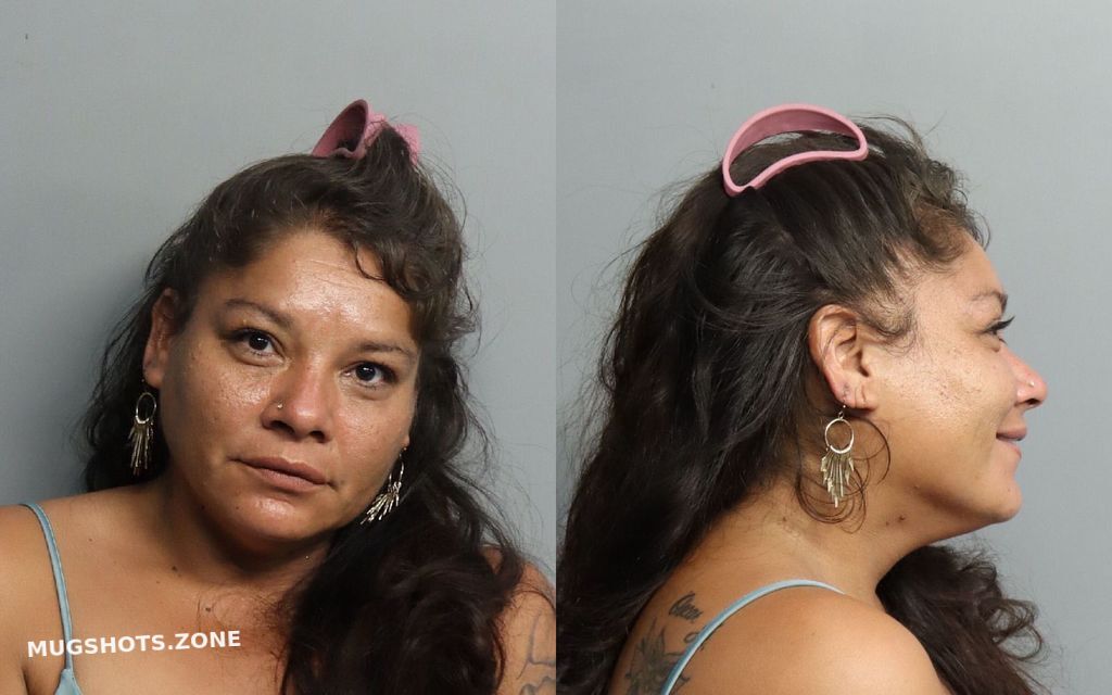 GONZALEZ CARLA JANET 10/10/2021 - Miami-Dade County Mugshots Zone