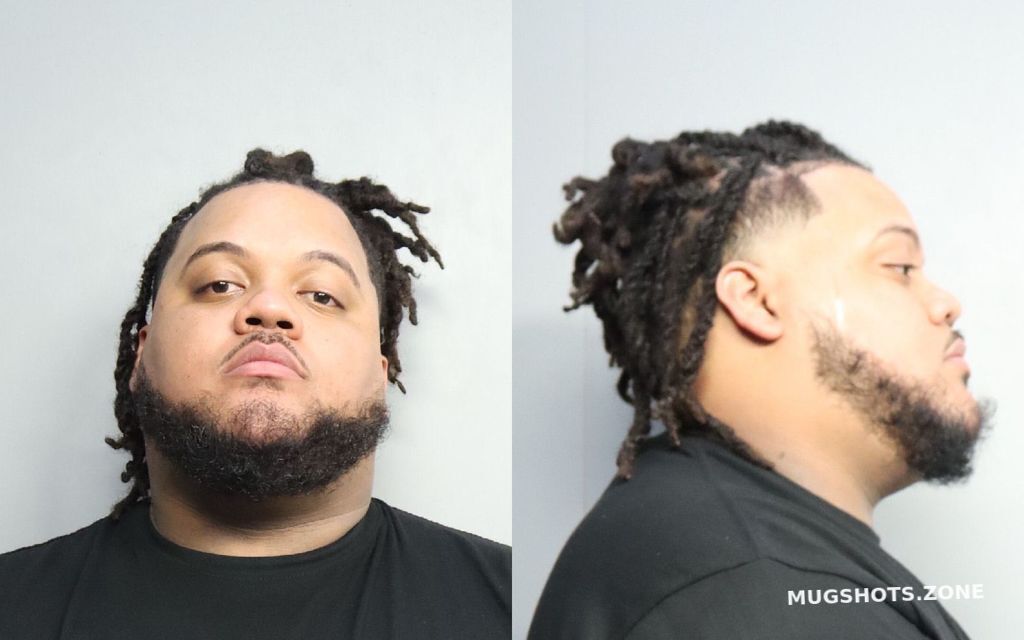 REYES JORDAN LEON 10/15/2021 - Miami-Dade County Mugshots Zone