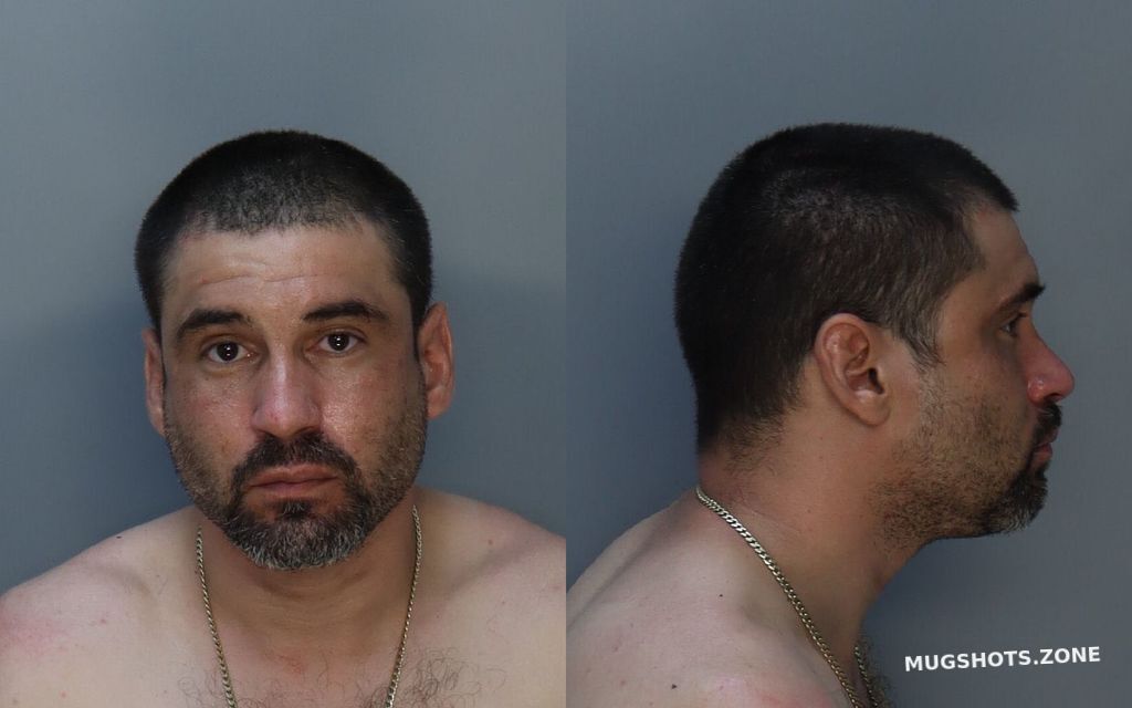 QUESADA RUDY ALAINE 10/23/2021 - Miami-Dade County Mugshots Zone