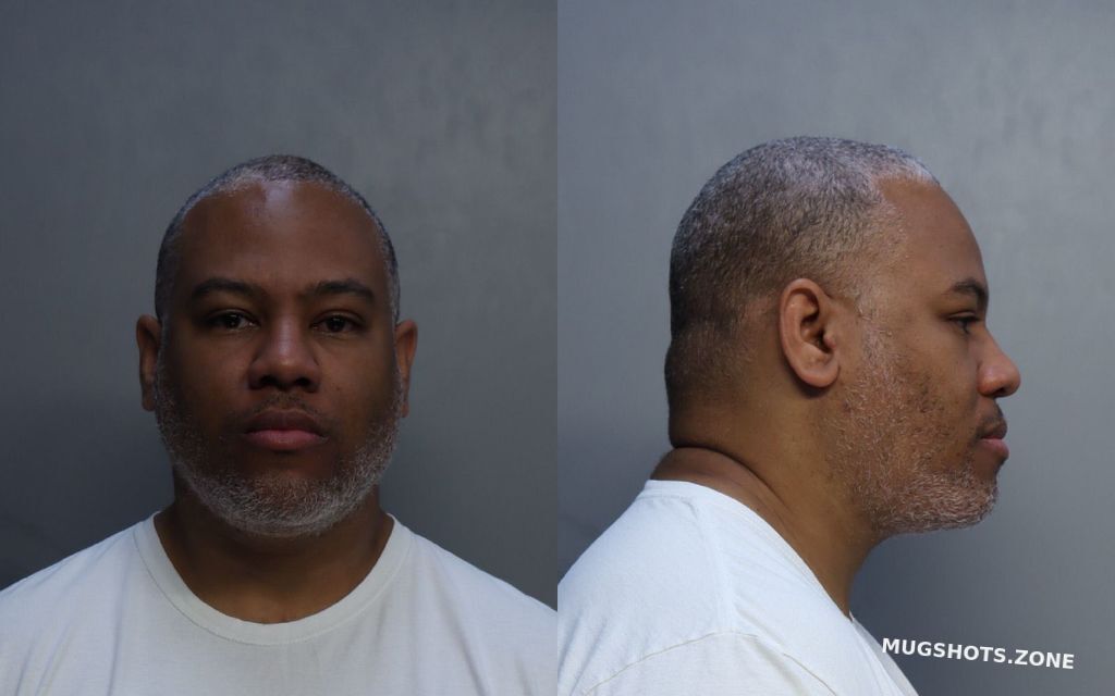 CASIMIR CARL HENRY 11/03/2021 - Miami-Dade County Mugshots Zone
