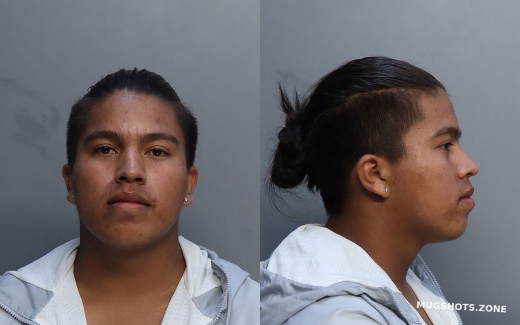 YOC-RODRIGUEZ STEVEN JESHUA 11/03/2021 - Miami-Dade County Mugshots Zone
