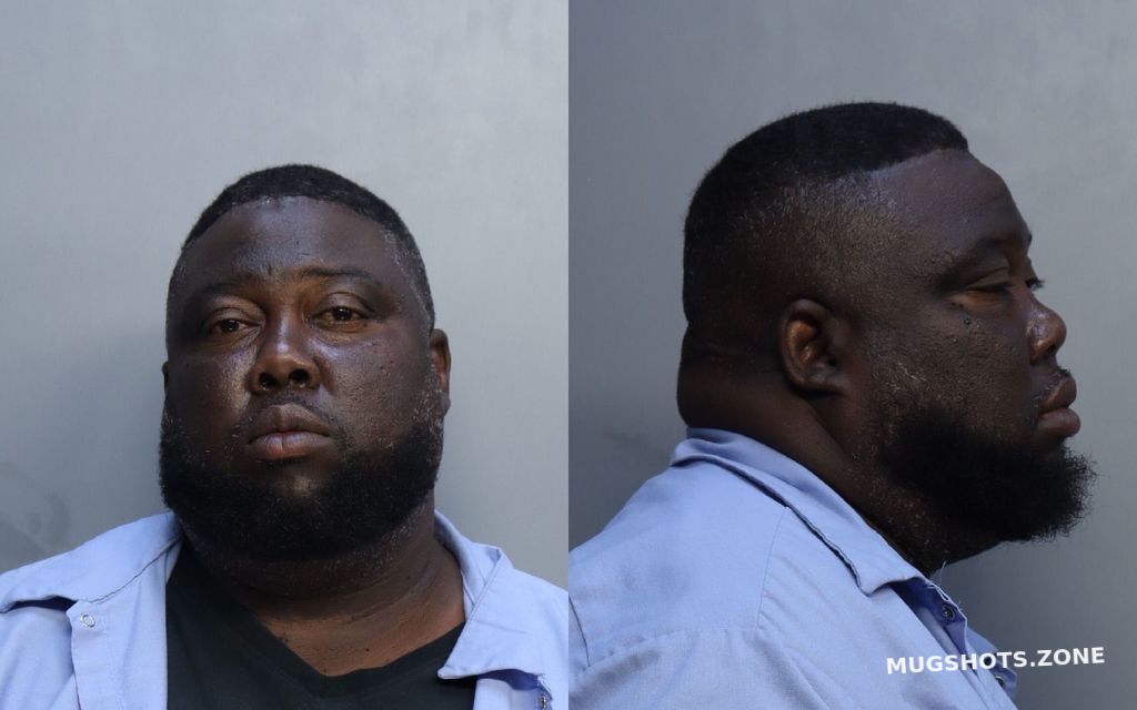 MITCHELL COREY LARAY 11/04/2021 - Miami-Dade County Mugshots Zone