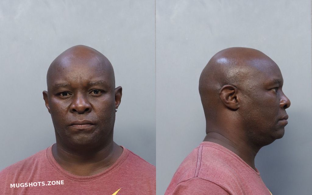 SESSOMS LARRY DONNEL 11/09/2021 - Miami-Dade County Mugshots Zone