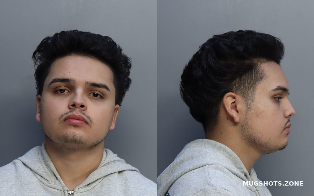 PEREYRA THOMAS CHRISTOPHER 11/09/2021 - Miami-Dade County Mugshots Zone