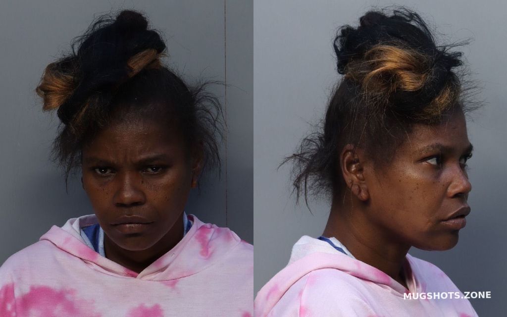 SAMUEL RHONDA 11/12/2021 - Miami-Dade County Mugshots Zone