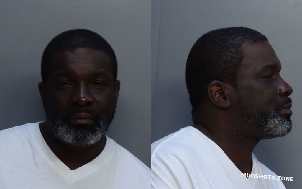 DRAYTON DAMON D 11/20/2021 - Miami-Dade County Mugshots Zone