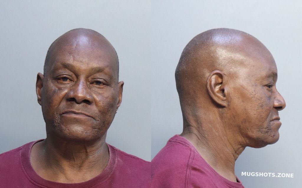 ROBERTS JAMES A 12/02/2021 - Miami-Dade County Mugshots Zone