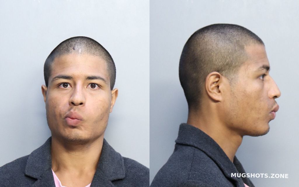 FERRER GREGORY 12/08/2021 - Miami-Dade County Mugshots Zone