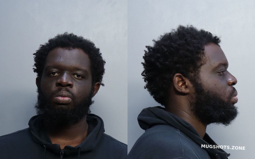 MCCOLLOUGH MICHAEL RENE 12/17/2021 - Miami-Dade County Mugshots Zone