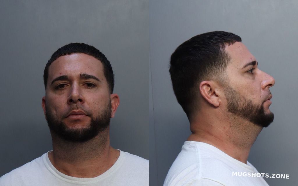 LOPEZ YOAN 12/21/2021 - Miami-Dade County Mugshots Zone