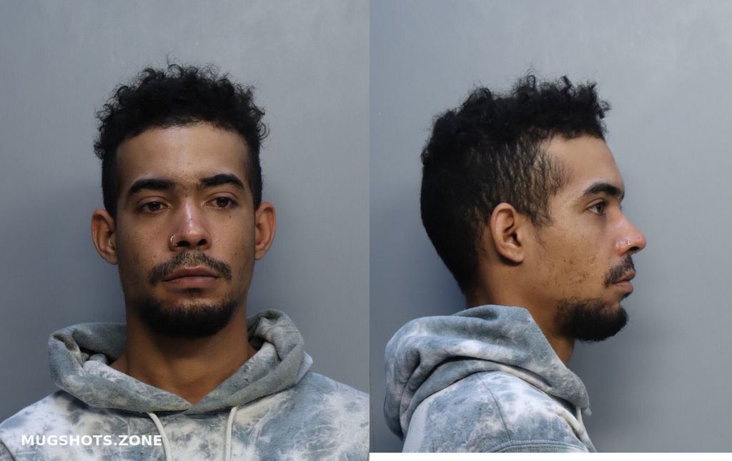 RIVERABARRERA JONATHAN 12/23/2021 - Miami-Dade County Mugshots Zone
