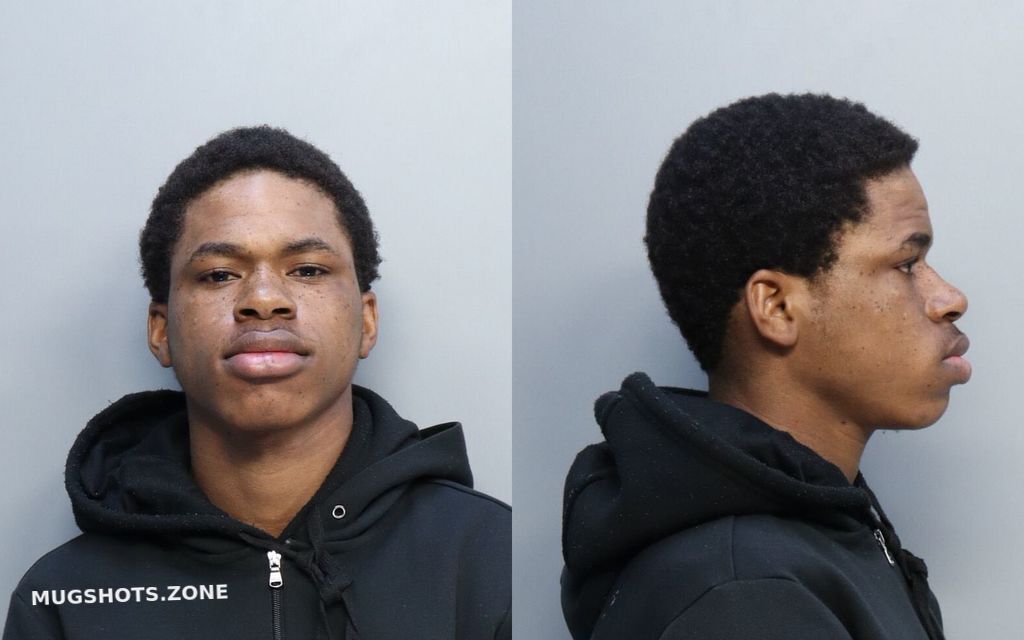 WALKER CHEVAS A 12/23/2021 - Miami-Dade County Mugshots Zone