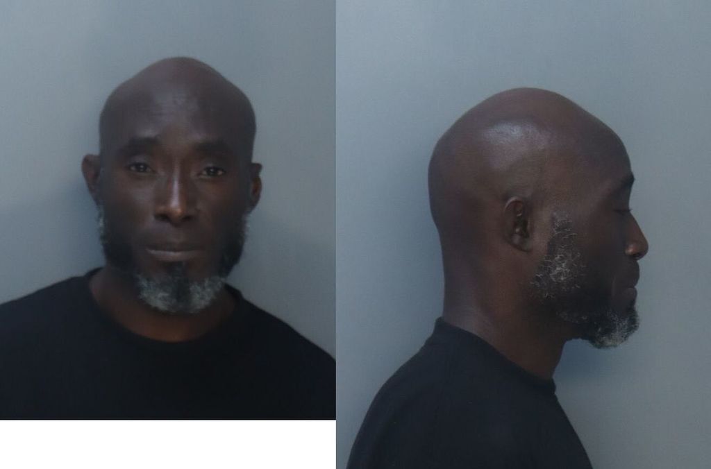 COLEBROOK JASON JAMAL 12/27/2021 - Miami-Dade County Mugshots Zone
