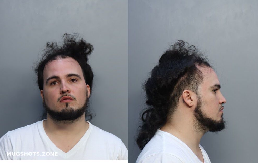 MARTINEZ DANIEL 01/07/2022 - Miami-Dade County Mugshots Zone