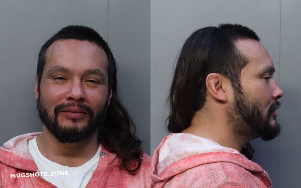 MARTINEZ CHRISTOPHER ANTONIO 01/09/2022 - Miami-Dade County Mugshots Zone