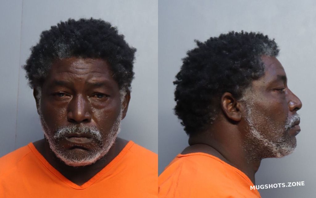 MOORE PAUL S 01/26/2022 - Miami-Dade County Mugshots Zone