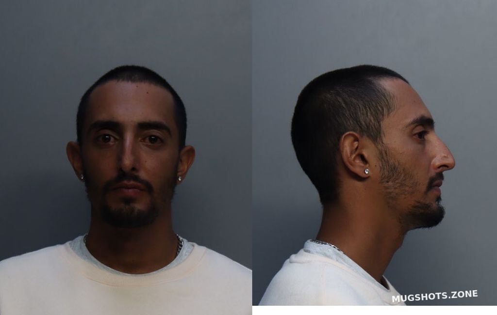 GOMEZ ORLANDO 01/29/2022 - Miami-Dade County Mugshots Zone