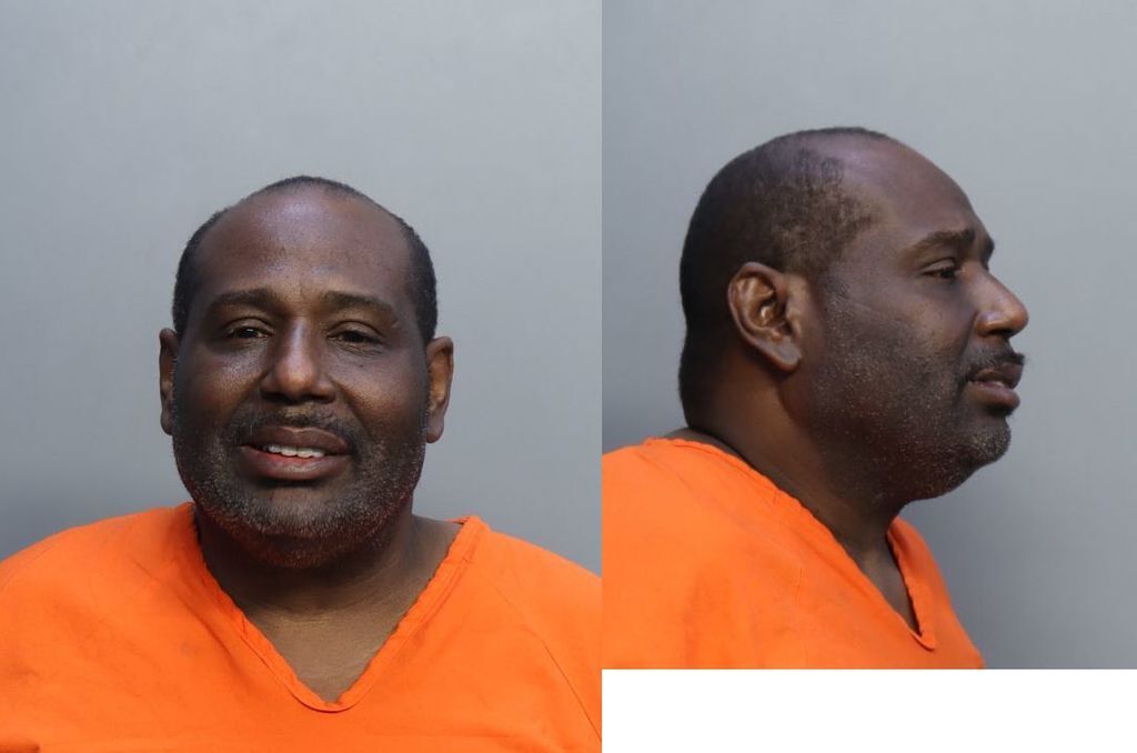 THOMPSON GREGORY 01/30/2022 - Miami-Dade County Mugshots Zone