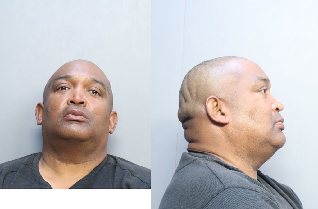 GARBUTT LYNDON PATRICK 02/08/2022 - Miami-Dade County Mugshots Zone