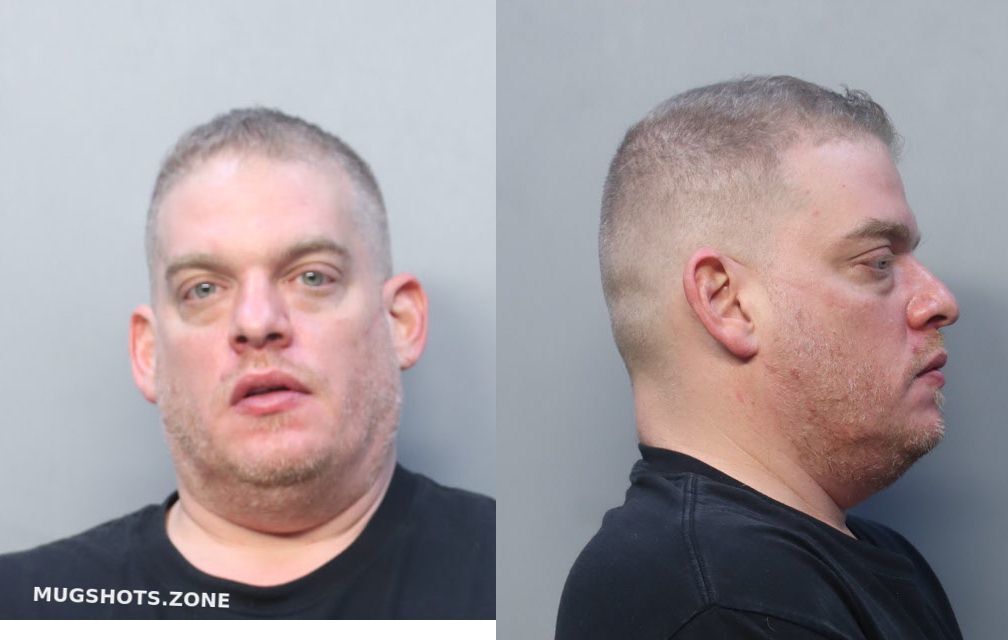 KAHN IAN J 02/14/2022 - Miami-Dade County Mugshots Zone