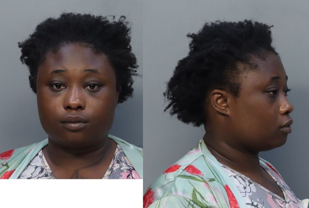 BAILEY RONISHA GRAY 03/02/2022 - Miami-Dade County Mugshots Zone