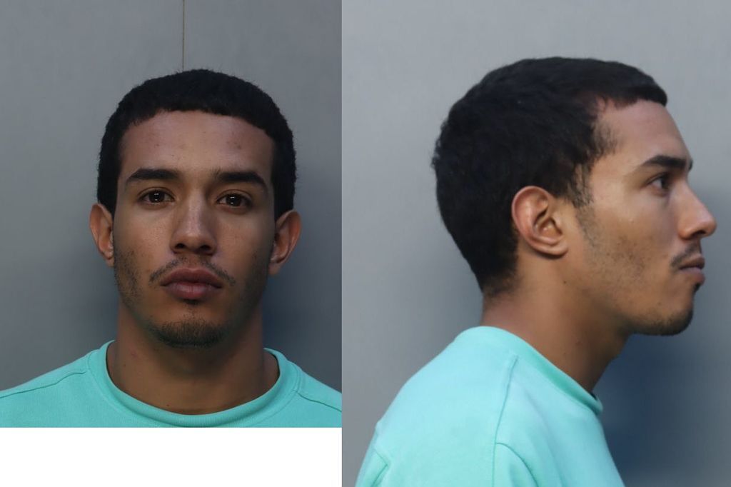 ZAPATA JONATHAN ANDRES 03/11/2022 - Miami-Dade County Mugshots Zone