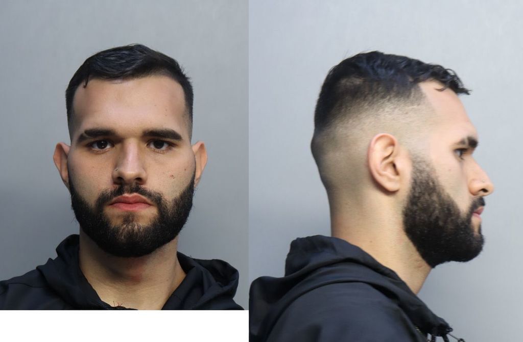RODRIGUEZ BRYAN RICHARD 03/22/2022 - Miami-Dade County Mugshots Zone