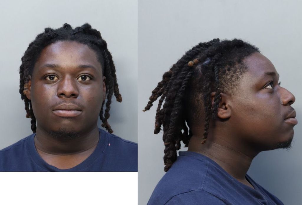 EDDIE DARRON 03/24/2022 - Miami-Dade County Mugshots Zone