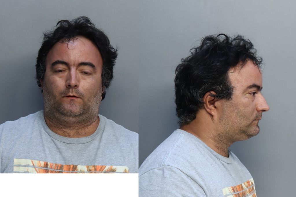 VALIN CHRISTIAN LEONEL 03/24/2022 - Miami-Dade County Mugshots Zone