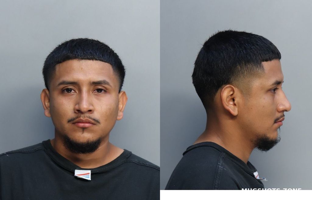 RODRIGUEZSALGADO IVAN 04/04/2022 - Miami-Dade County Mugshots Zone