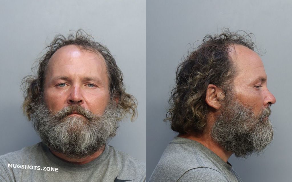 CHAPMAN ERROL 04/17/2022 - Miami-Dade County Mugshots Zone