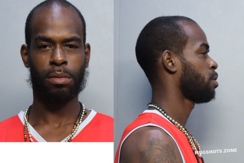 JACKSON JULIUS A 05/01/2022 - Miami-Dade County Mugshots Zone