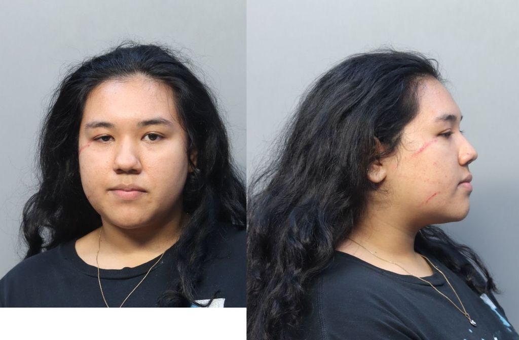 MAYORGA BRIANA JENNIFER 06/21/2022 - Miami-Dade County Mugshots Zone