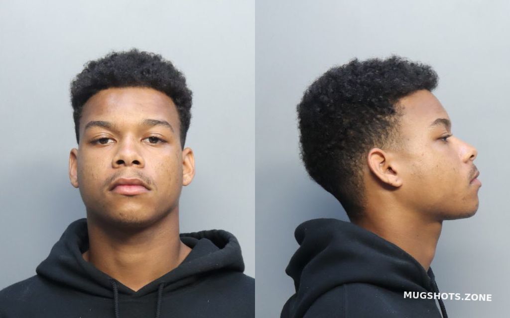 CARTER GIOVANNI DAMEN 07/27/2022 - Miami-Dade County Mugshots Zone
