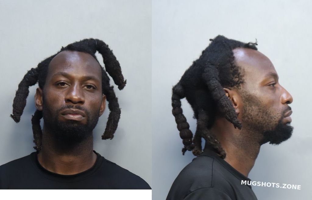 ROBERTS DANIEL 08/01/2022 - Miami-Dade County Mugshots Zone