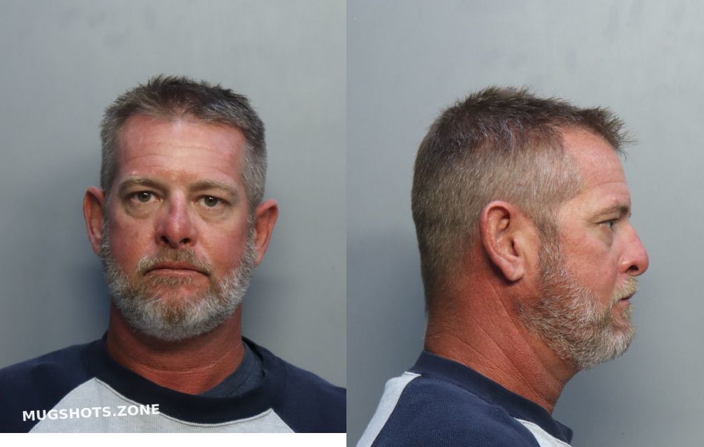 SMITH IAN T 08/19/2022 - Miami-Dade County Mugshots Zone