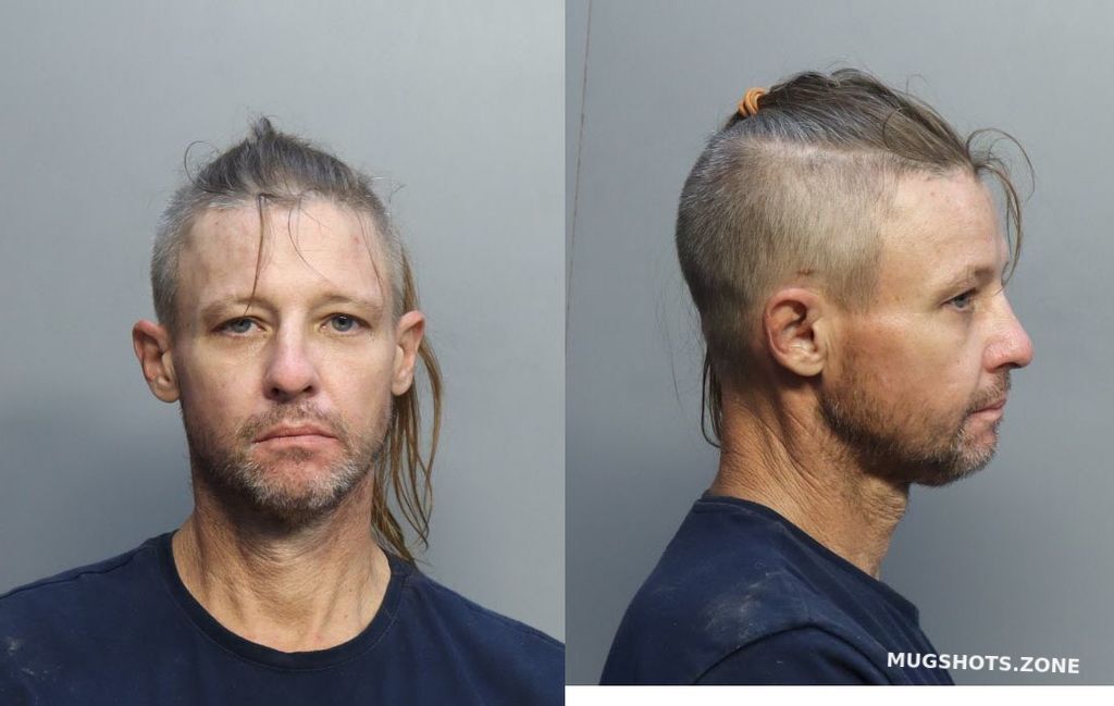 HOBBS CLINT AUSTIN 08/31/2022 - Miami-Dade County Mugshots Zone