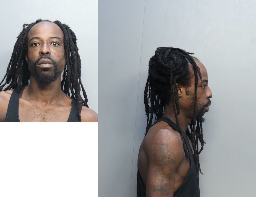 MOORE JAMES NATHANIEL 09/03/2022 - Miami-Dade County Mugshots Zone MOORE JAMES NATHANIEL 09/03/2022 - Miami-Dade County Mugshots Zone