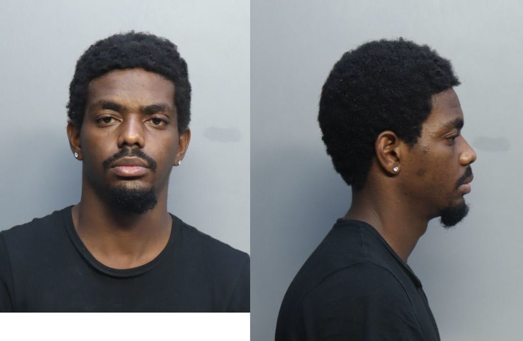 GREEN GIBBOR 09/08/2022 - Miami-Dade County Mugshots Zone