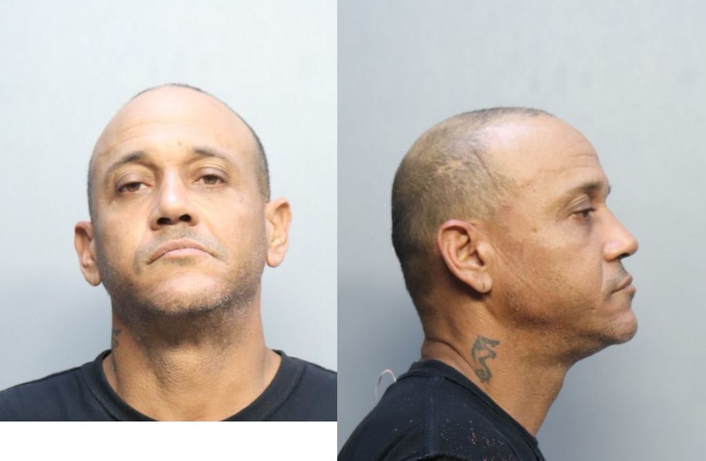 CASTANEDA ALEXEI 09/21/2022 - Miami-Dade County Mugshots Zone