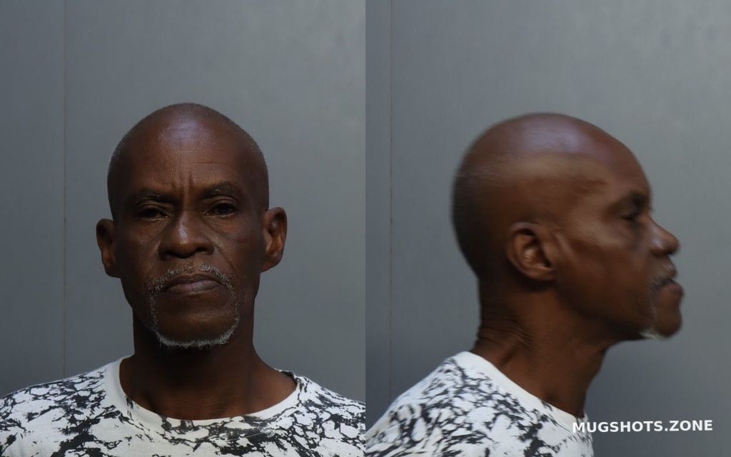 MANSON TERRY DARNELL 09/21/2022 - Miami-Dade County Mugshots Zone